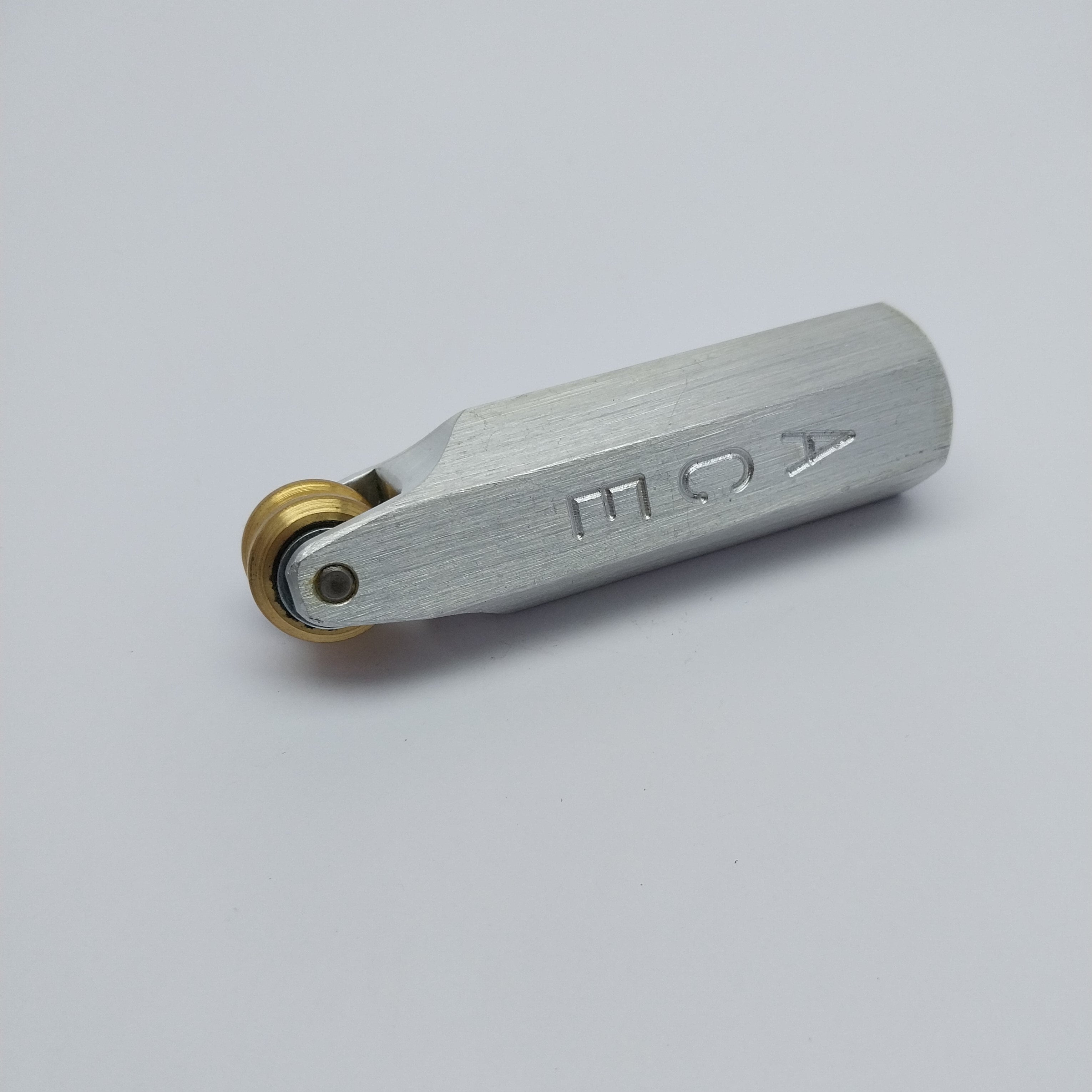 Ace Roll-R-Straight | Only Traditional Archery Supplies